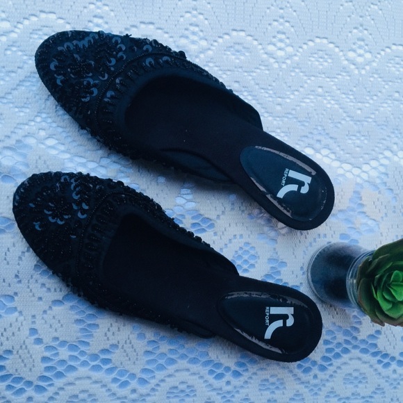 R Report | Shoes | A Cute R Report Pointy Toe Mid Kitten Heel Size9 ...